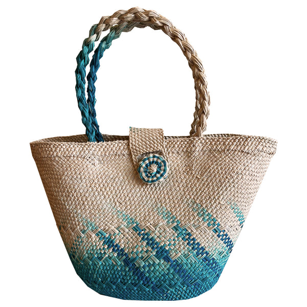 Azure – Claudia Botero